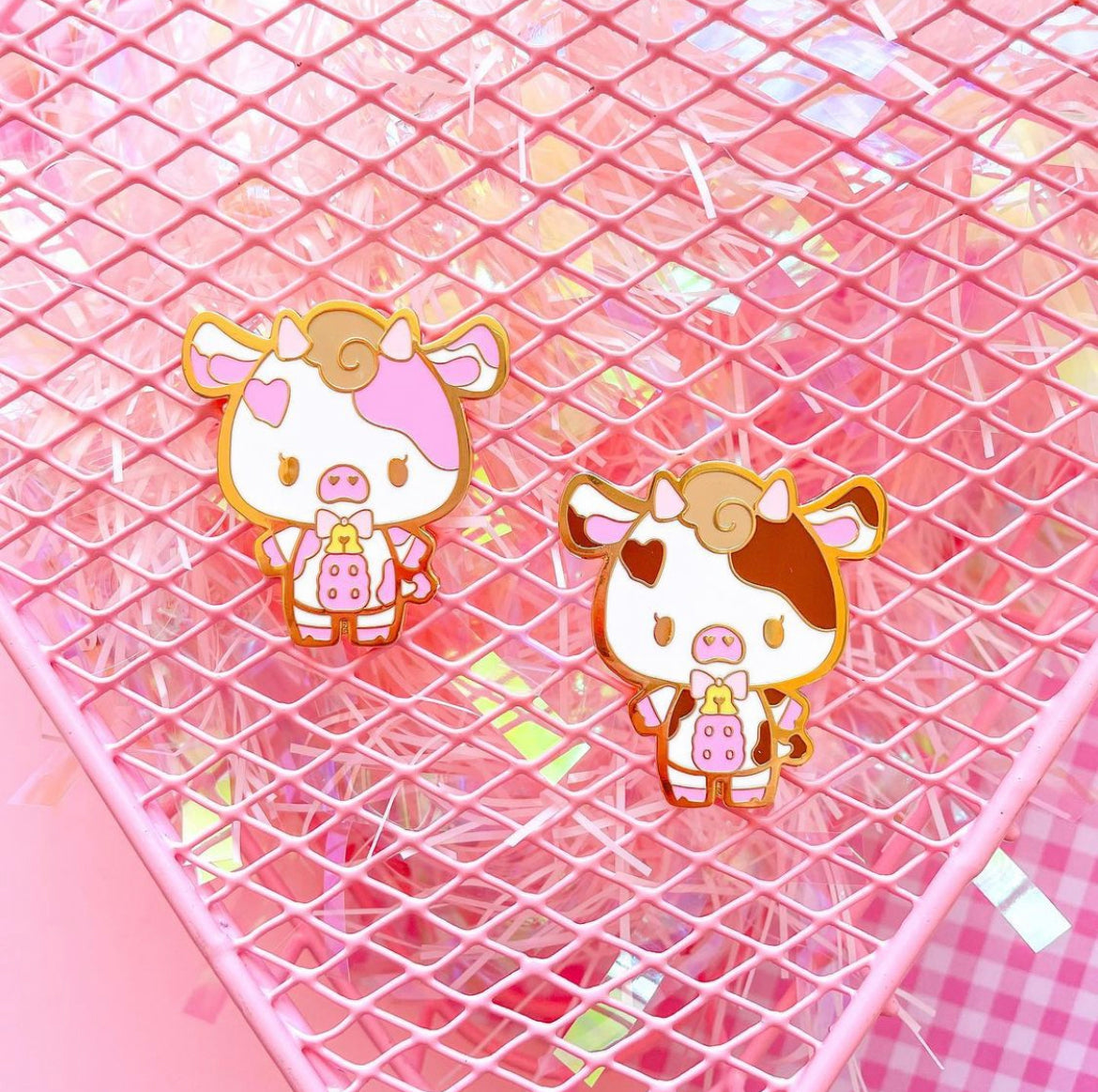 Jolene Cow Pin – BasuraGang
